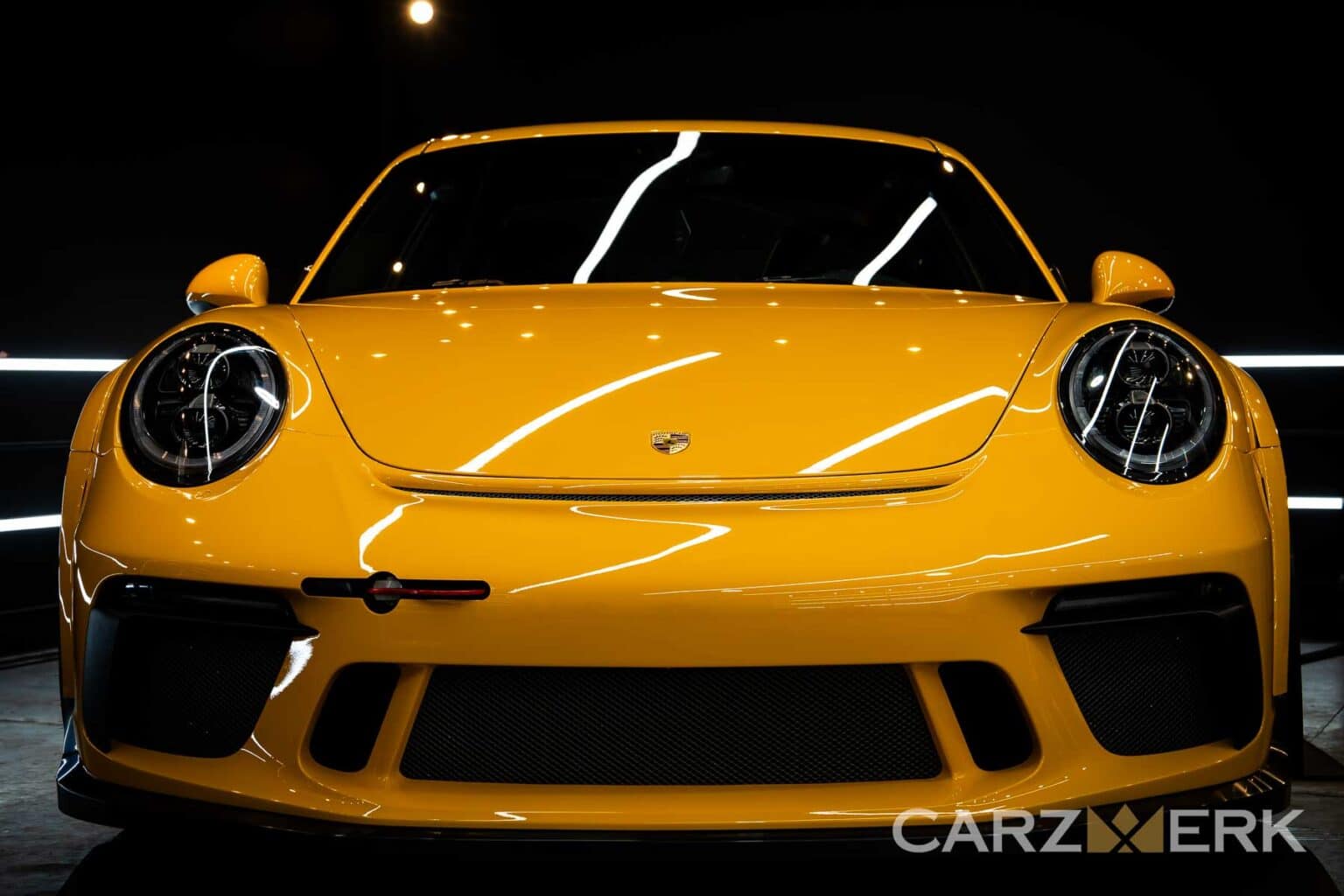The PTS Signal Yellow Porsche GT3MR @hyperrev_911 | Carzwerk